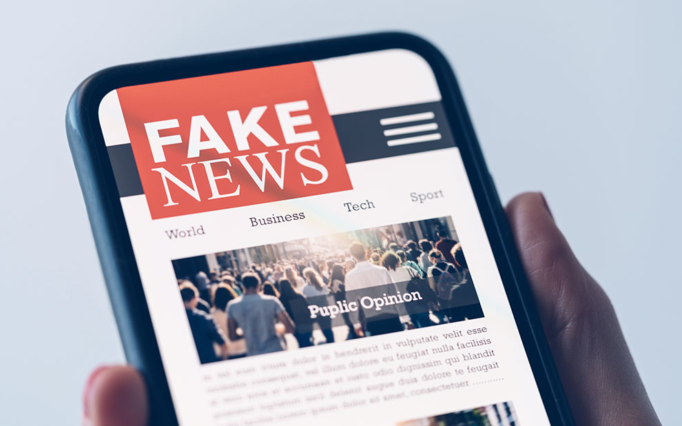 O combate às “fake news” na era digital • Lazuedu